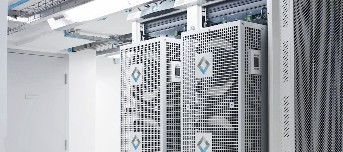 Data Centre Cooling is More Important than You'd Think | Blog | deeserve